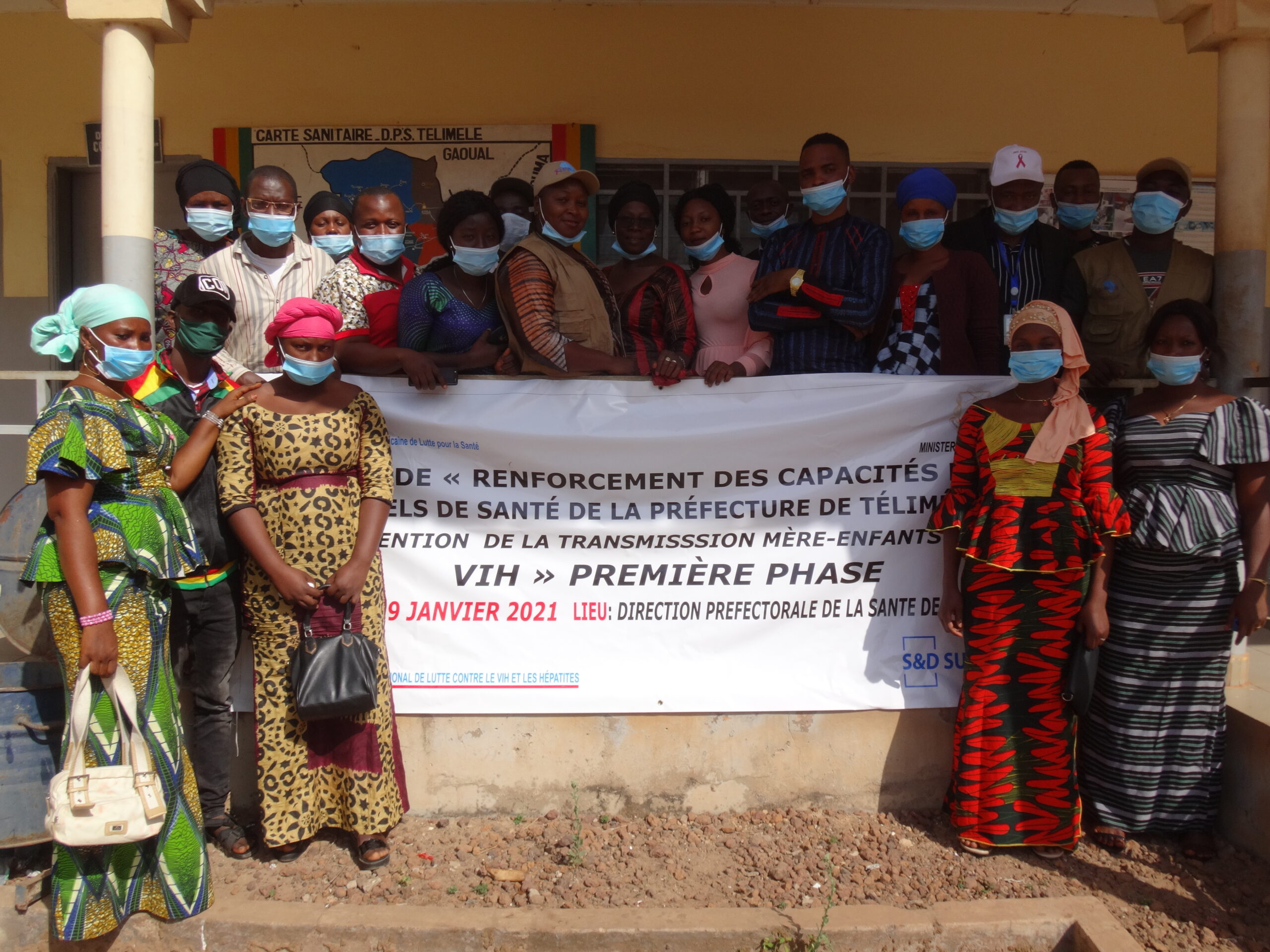 Lancement des activités en Prévention de la Transmission Mère-Enfant du VIH en Guinée - OPALS